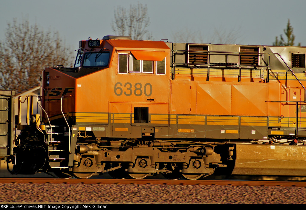 BNSF 6380 Eastbound